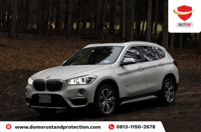 8 Cara Jitu Atasi Cat Mobil Putih Belang, Yuk Simak!