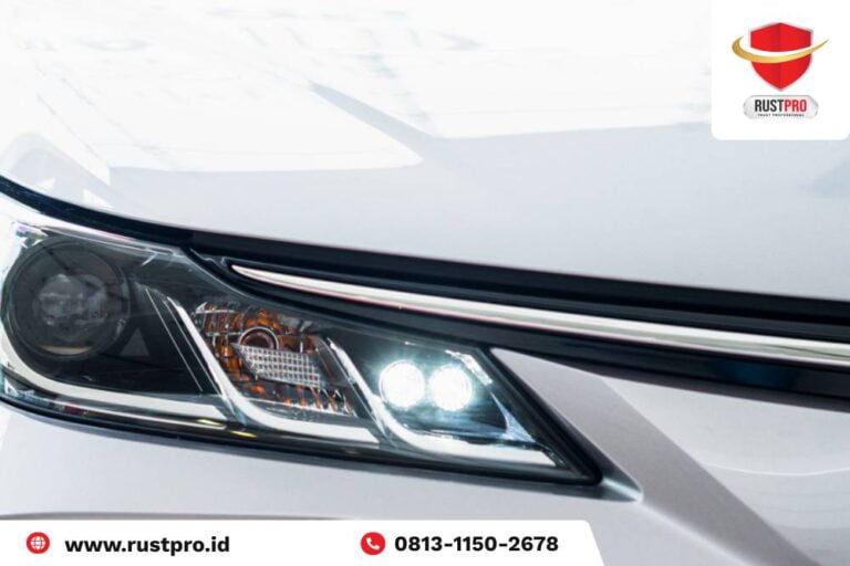 Begini 4 Cara Membersihkan Cat Mobil Putih yang Menguning