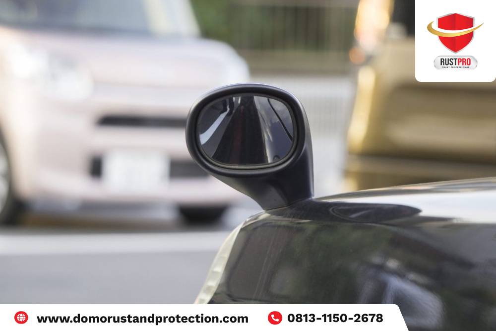 Ternyata Ini Fungsi Spion Tanduk di Kap Mesin Mobil